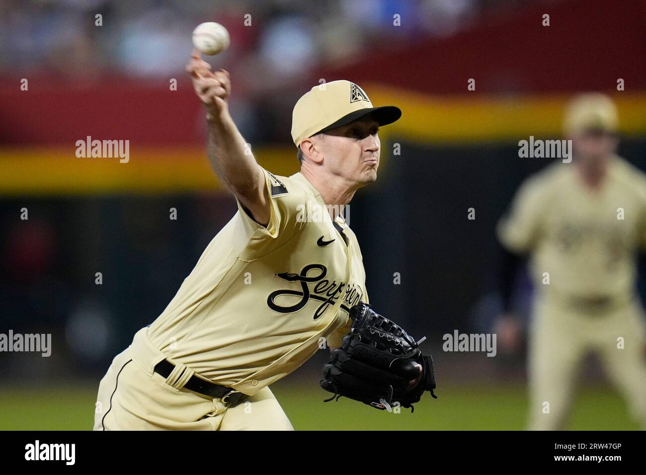 Arizona Diamondbacks starting pitcher Zach Davies throws against the ...