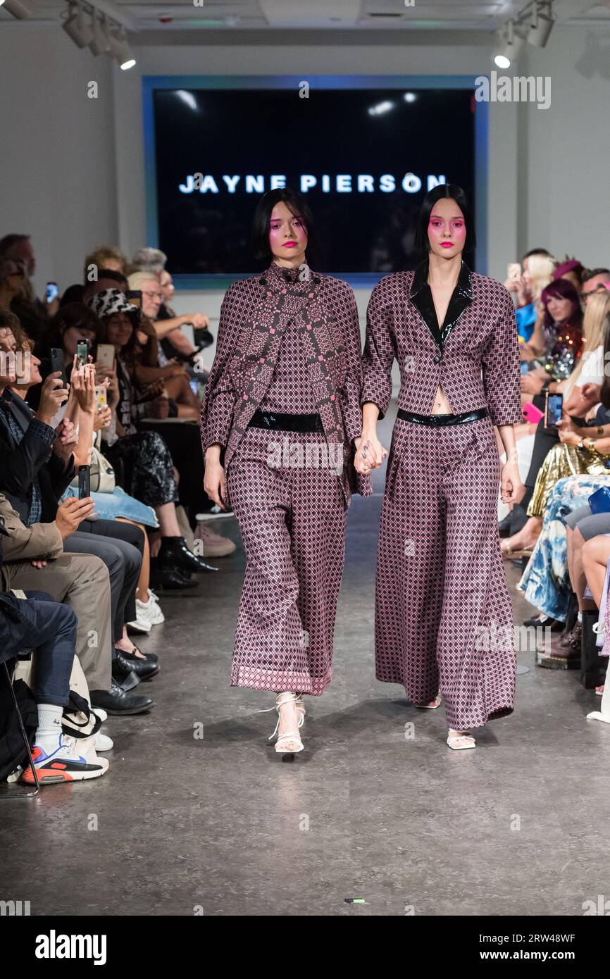 Jayne pierson hi-res stock photography and images - Alamy