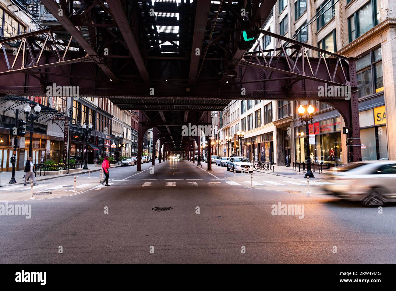 Chicago, USA - April 28, 2023: Urban view of L Tracks architectural ...