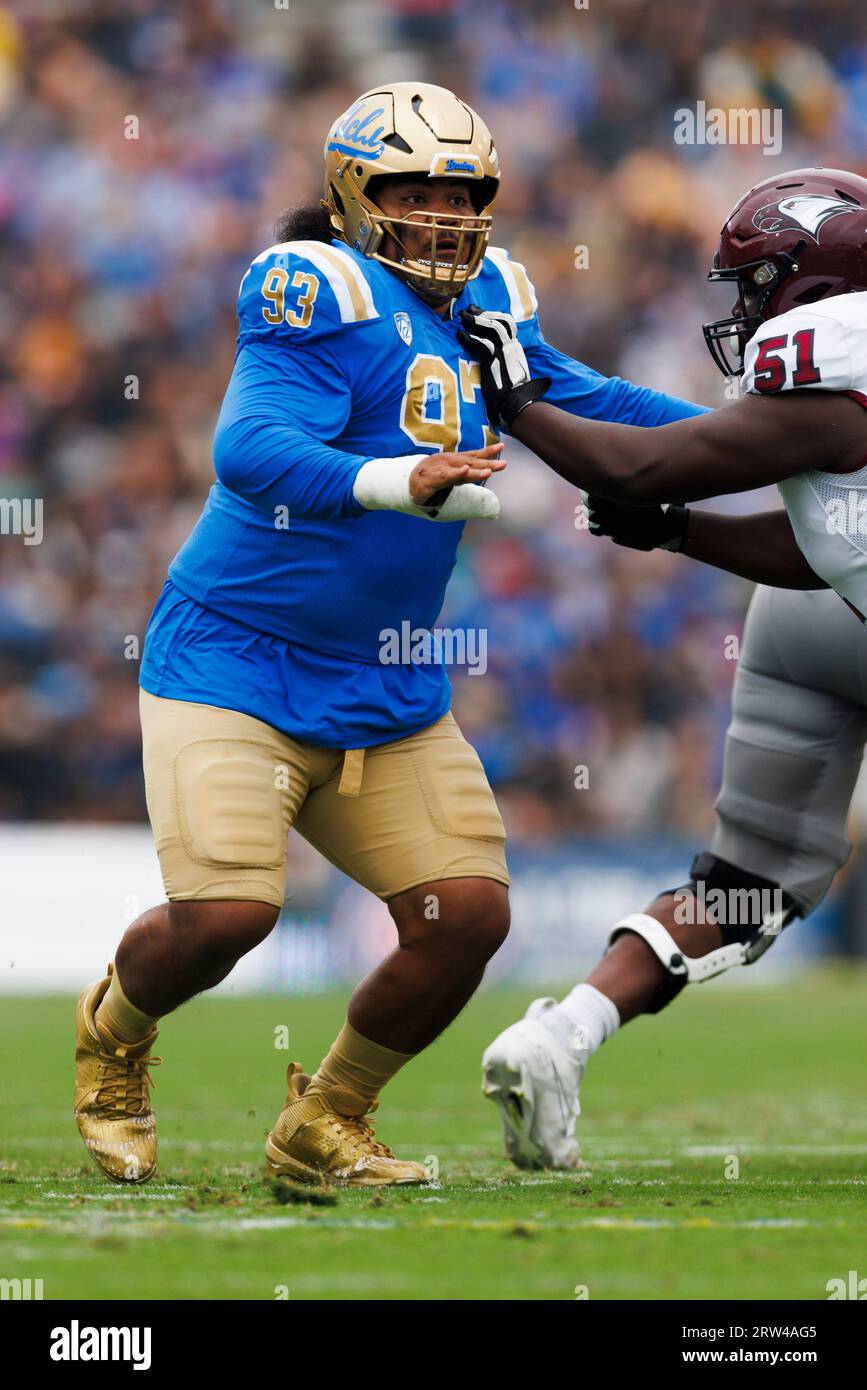 PASADENA, CA - SEPTEMBER 16: UCLA Bruins defensive lineman Jay Toia (93 ...