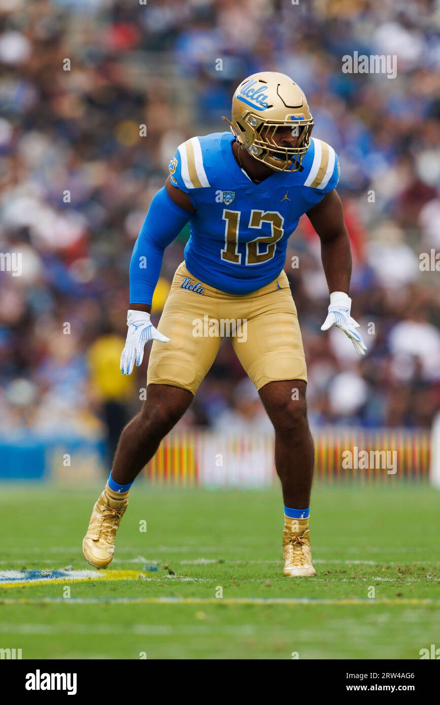 PASADENA, CA - SEPTEMBER 16: UCLA Bruins defensive lineman Grayson ...