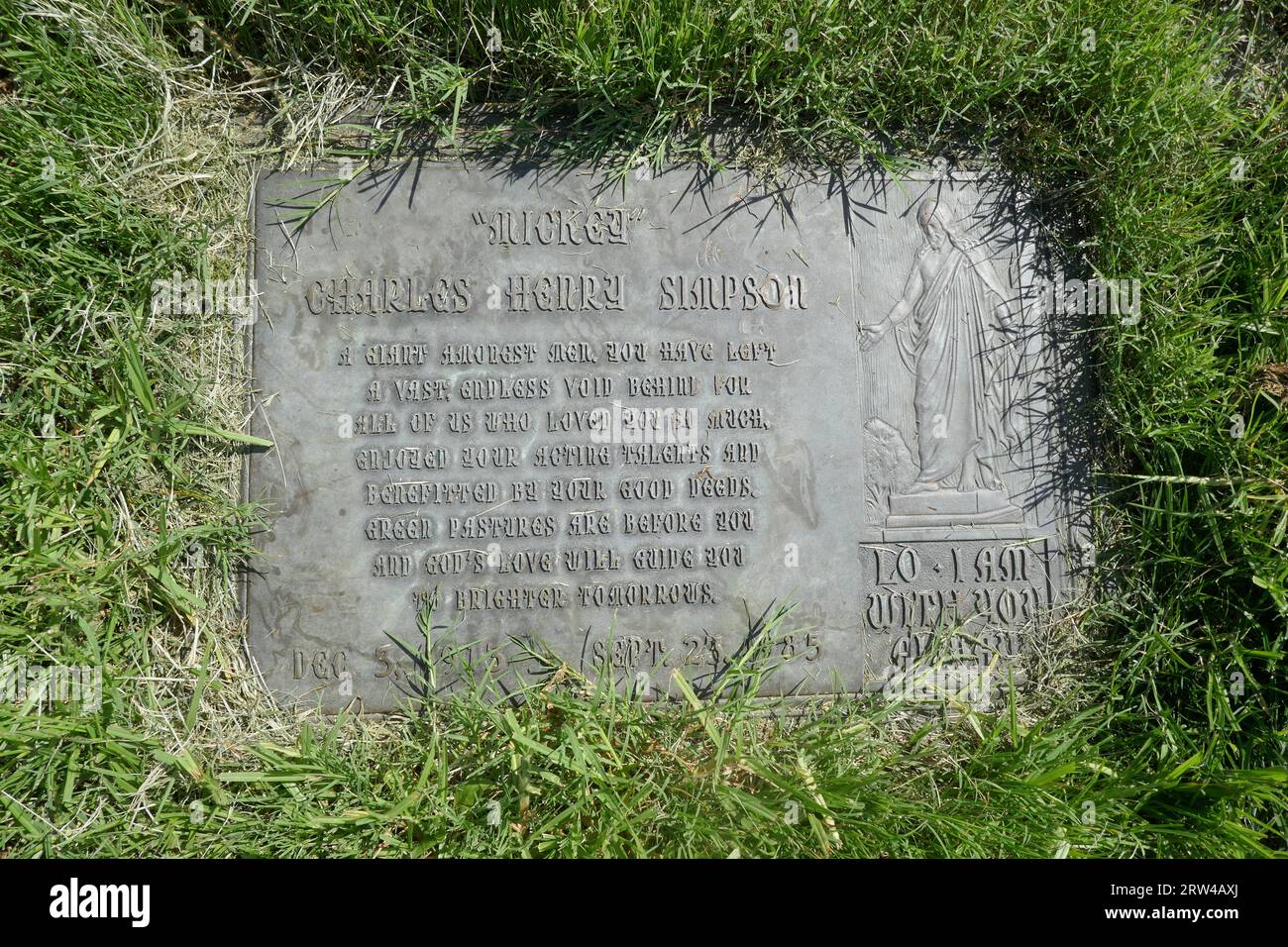 Los Angeles, California, USA 14th September 2023 Actor Mickey Simpson Grave in Guardian Section ...