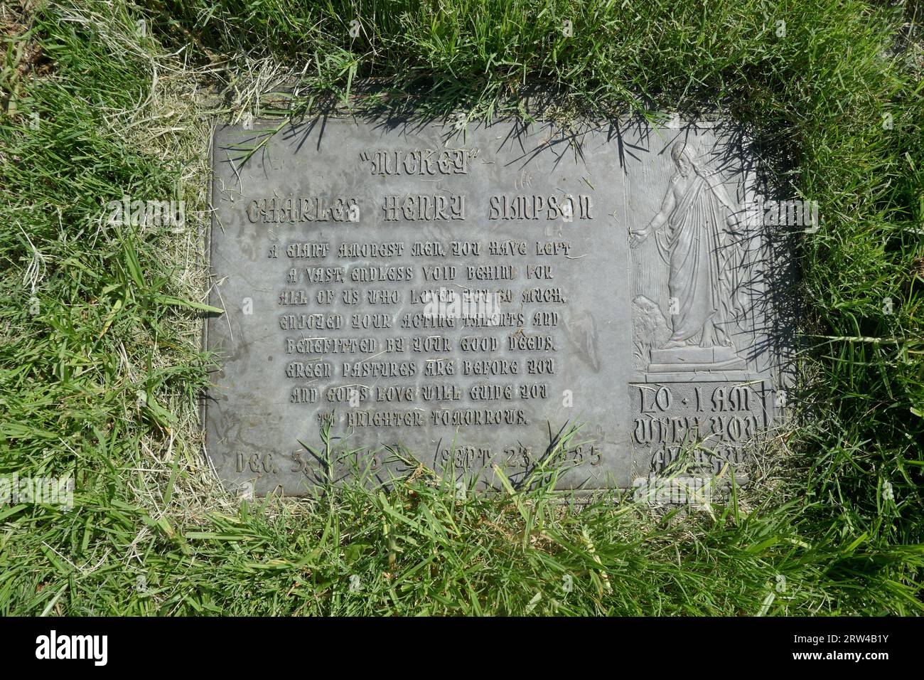 Los Angeles, California, USA 14th September 2023 Actor Mickey Simpson Grave in Guardian Section ...