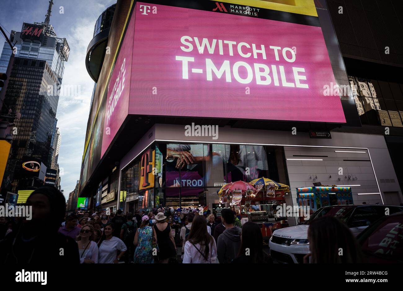 New York, USA. 16th Sep, 2023. The T-Mobile USA logo, in Times Square ...