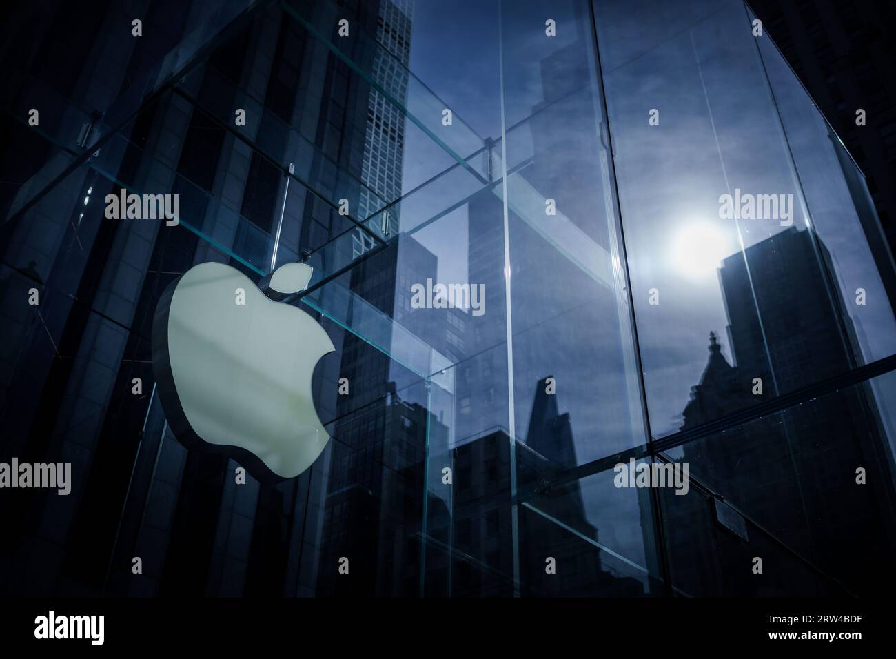 New York, USA. 16th Sep, 2023. Apple's logo, taken at the Apple Store ...