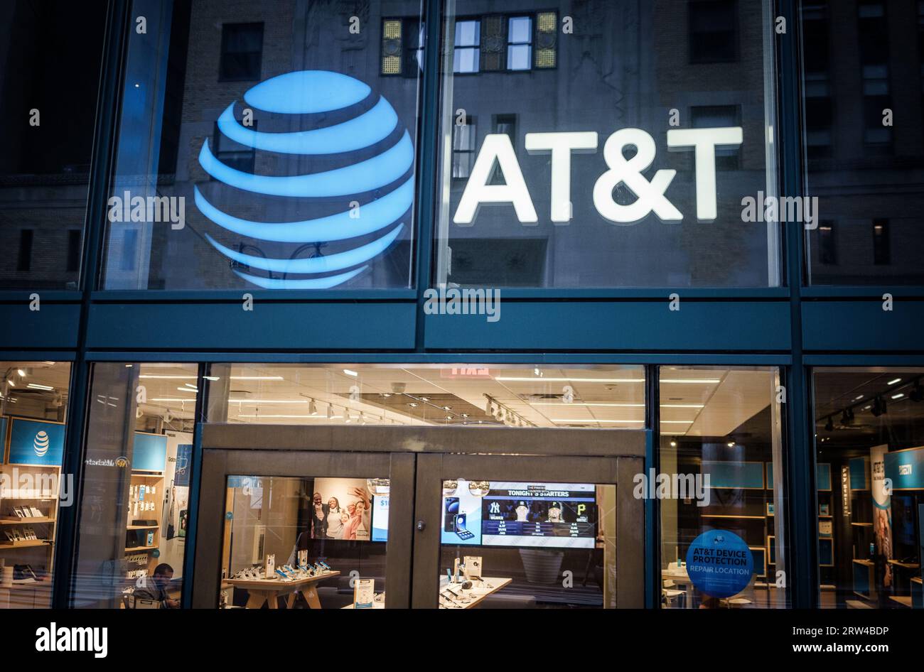 New York, USA. 16th Sep, 2023. The logo of the telephone provider AT&T ...