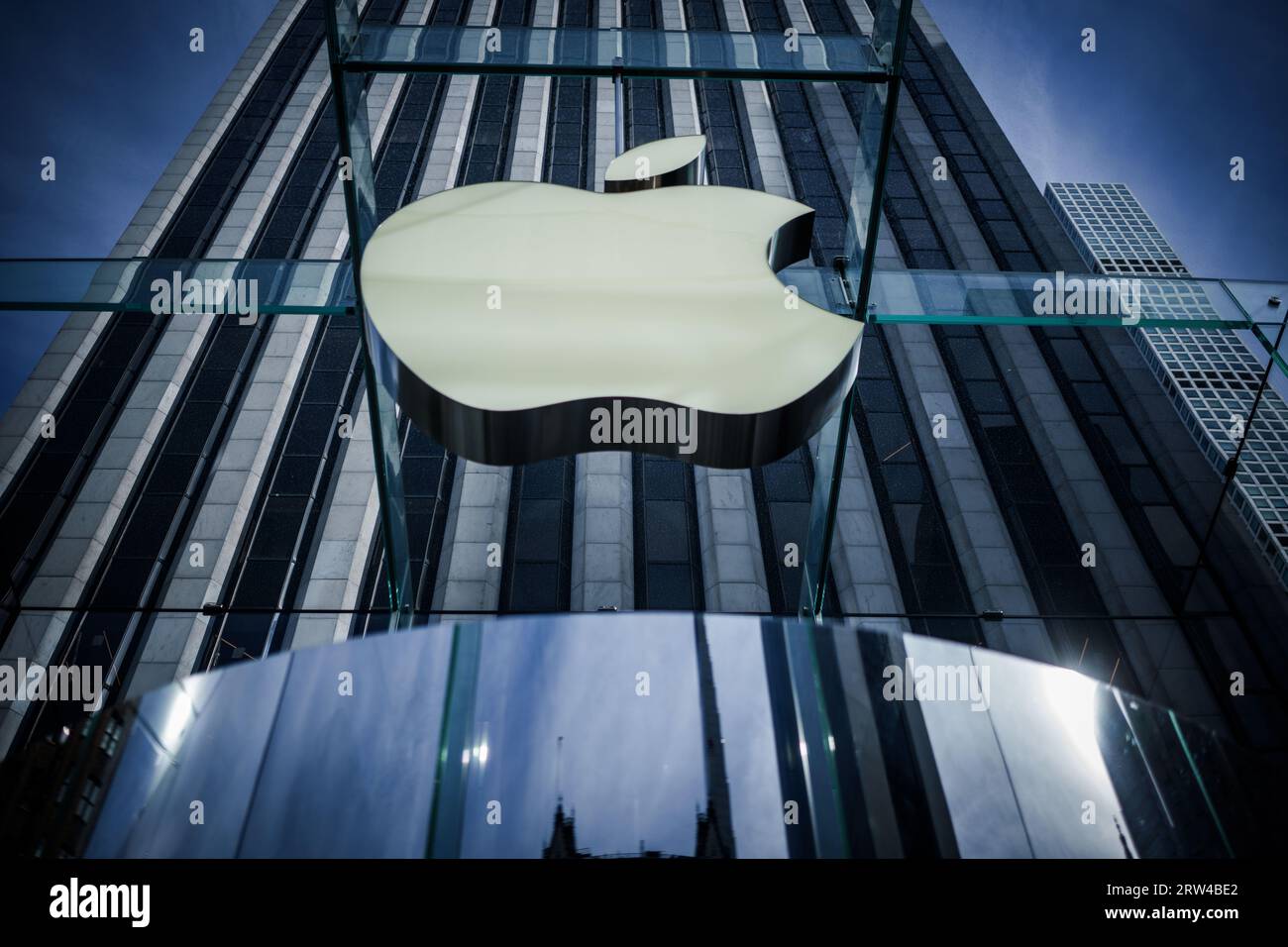 New York, USA. 16th Sep, 2023. Apple's logo, taken at the Apple Store ...