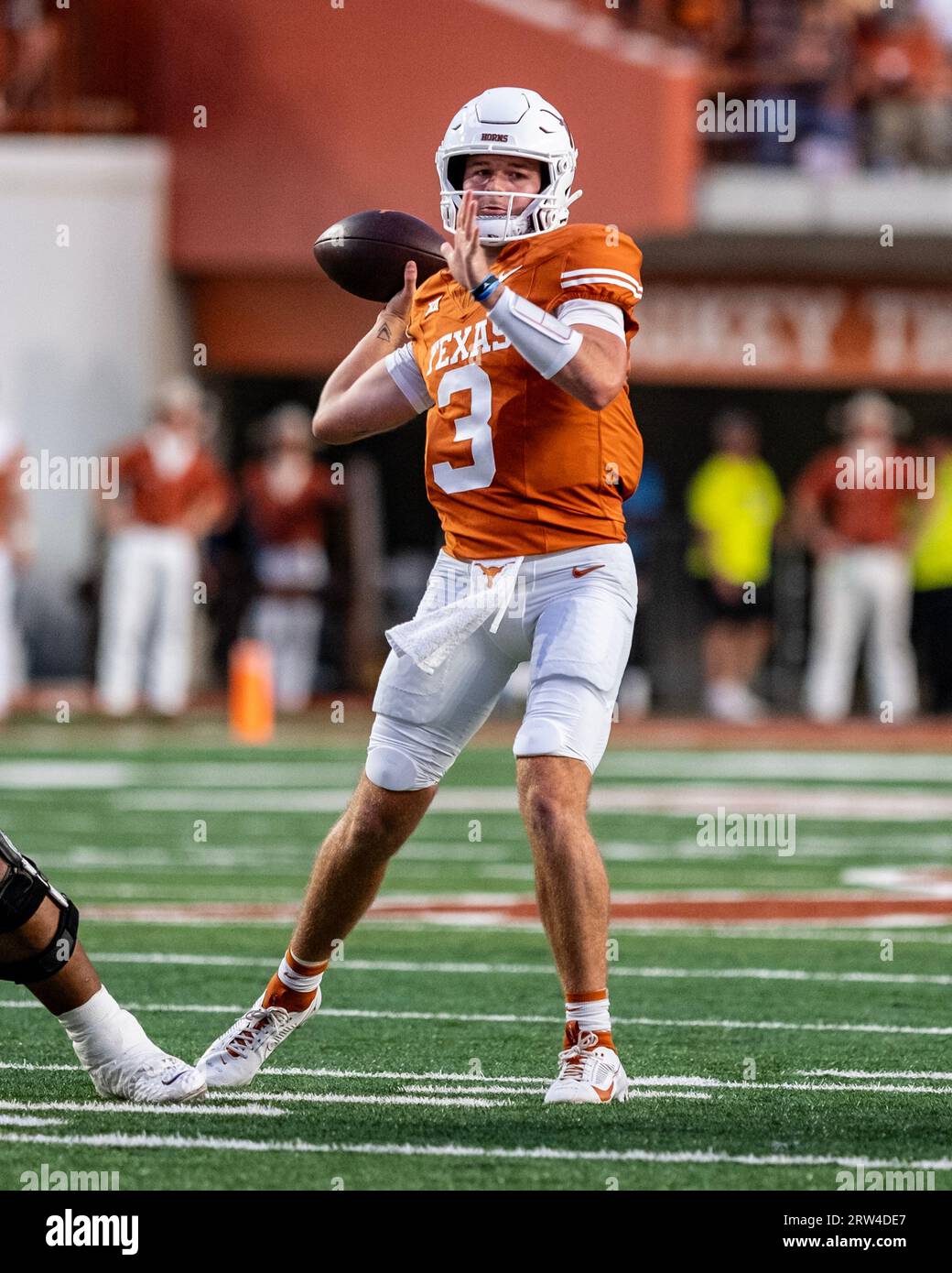 Sept 16, 2023. Quinn Ewers #3 of the Texas Longhorns in action vs the ...