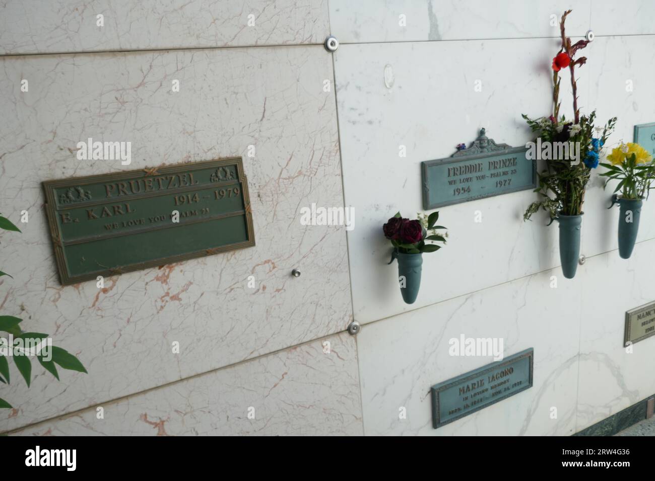 Los Angeles, California, USA 14th September 2023 Edward Karl Pruetzel Grave and son Actor ...