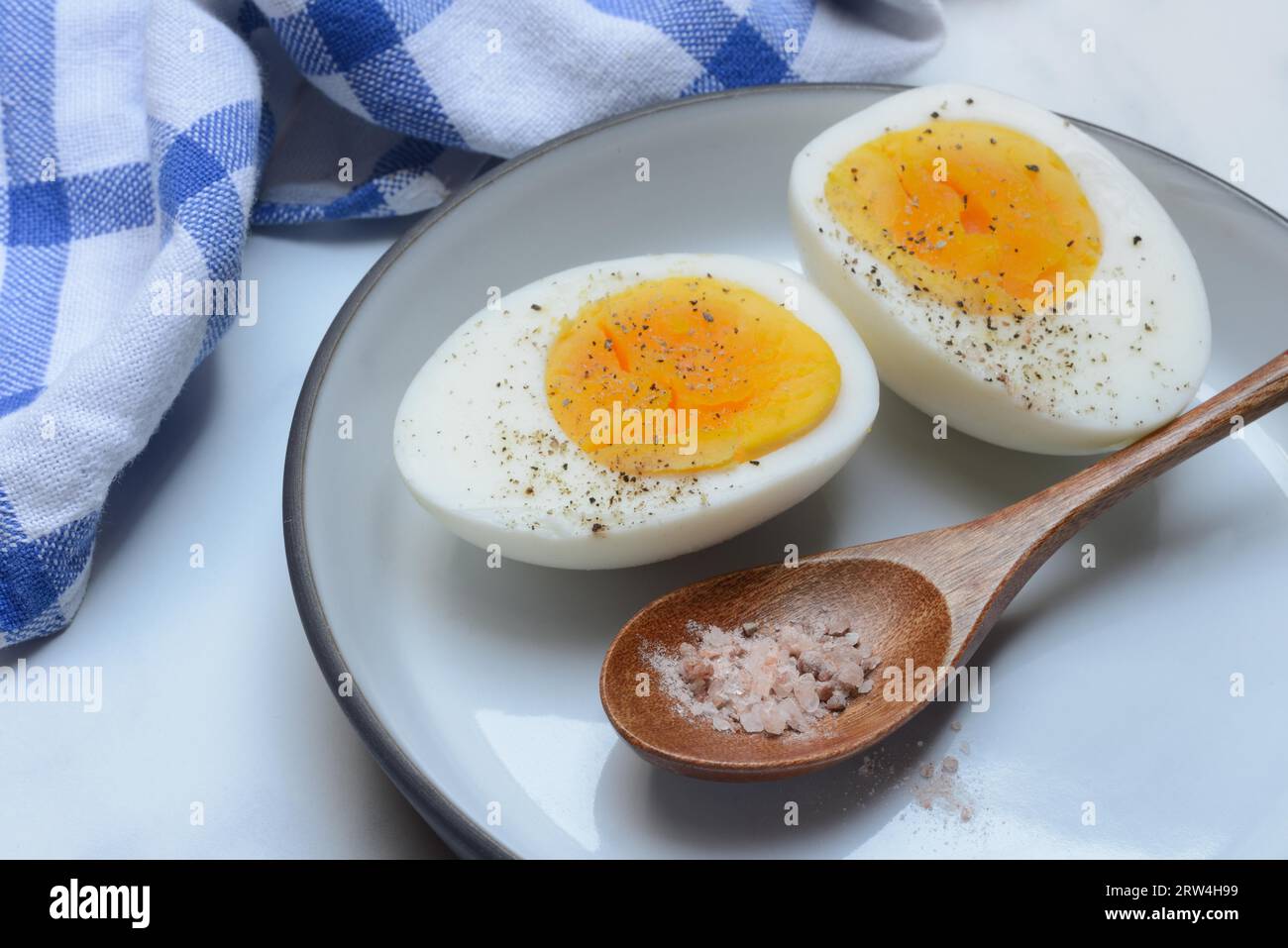 Half boiled egg salt pepper hi-res stock photography and images - Alamy