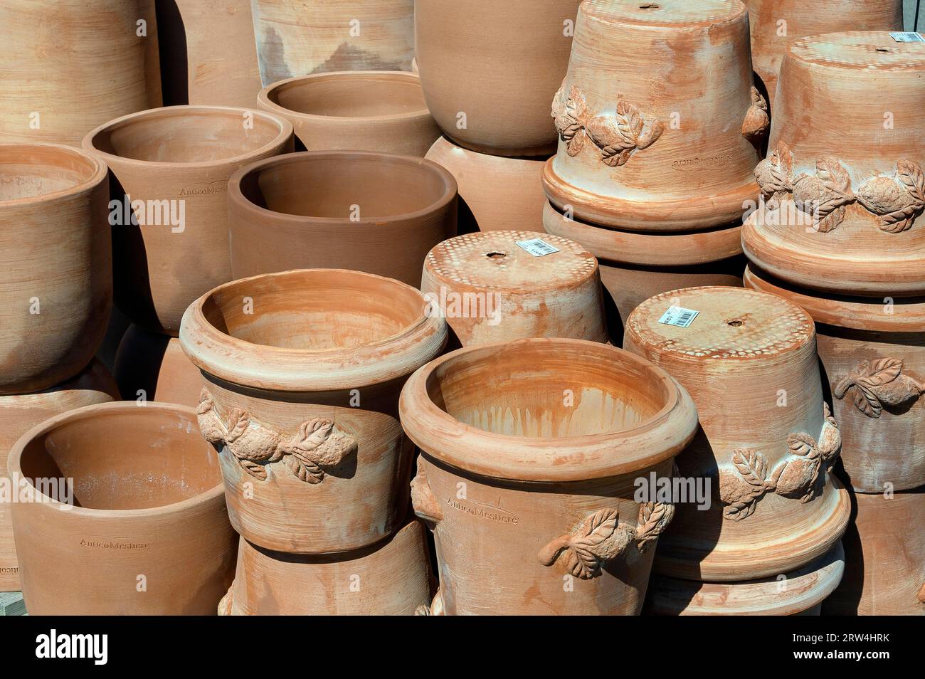 Terracotta pots in a garden centre, Allgaeu, Bavaria, Germany Stock ...