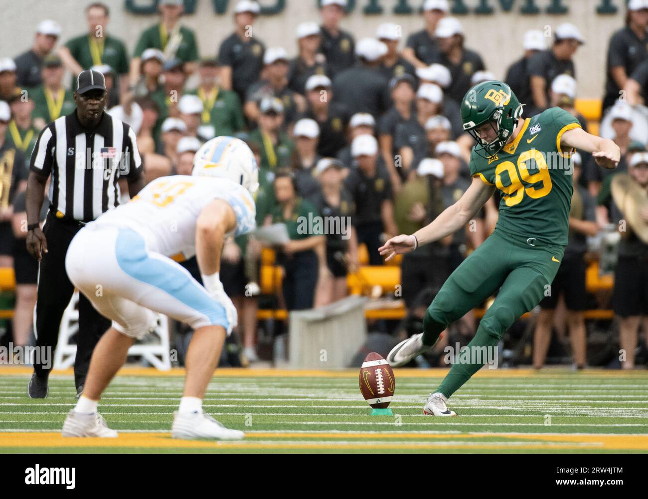 Waco, Texas, USA. 16th Sep, 2023. Baylor Bears place kicker Jack Stone ...