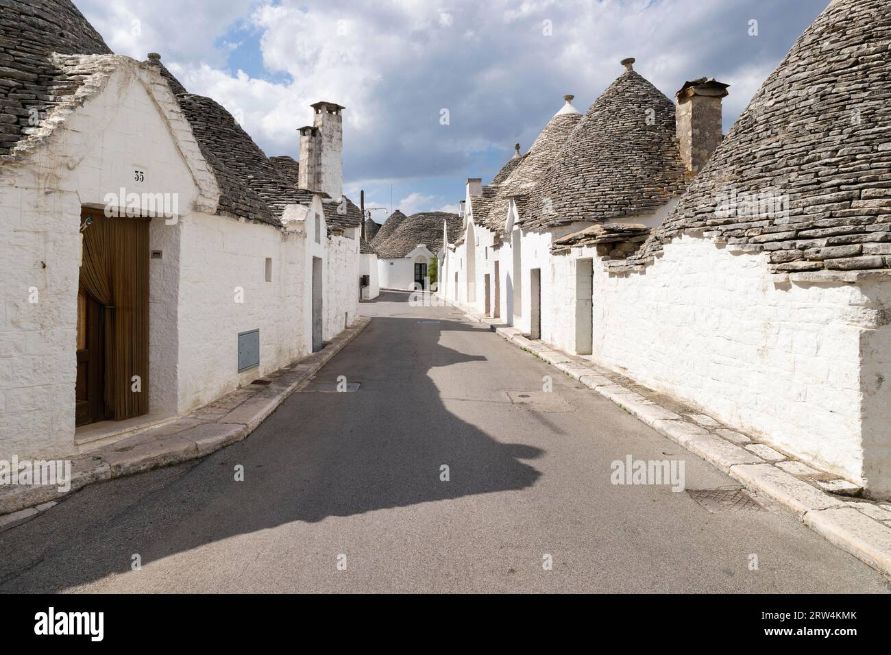 Trullo, trulli, traditional round houses, trullo town, Rione Aia ...