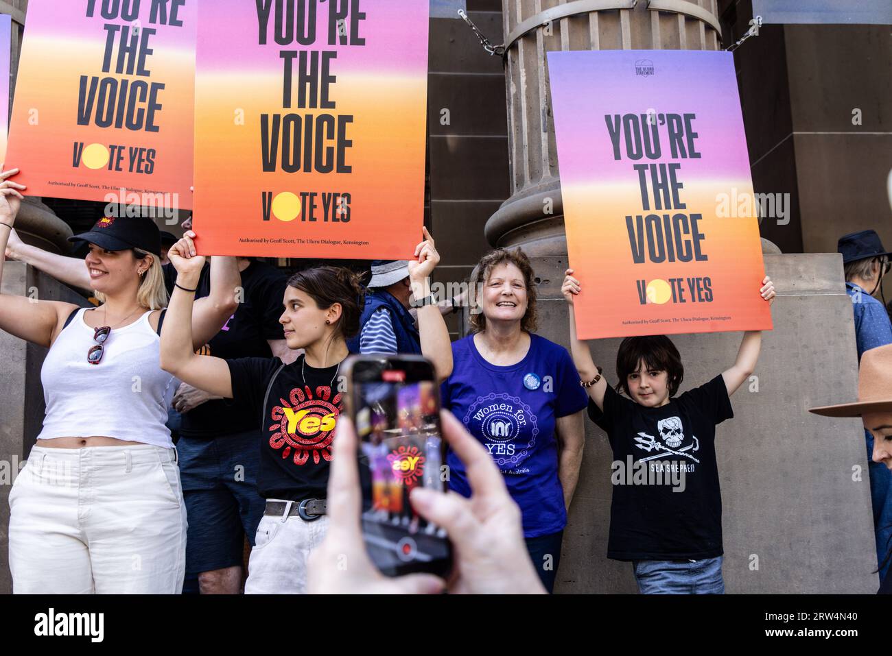 Melbourne, Australia. 17th Sep, 2023. Supporters of the “yes” campaign ...