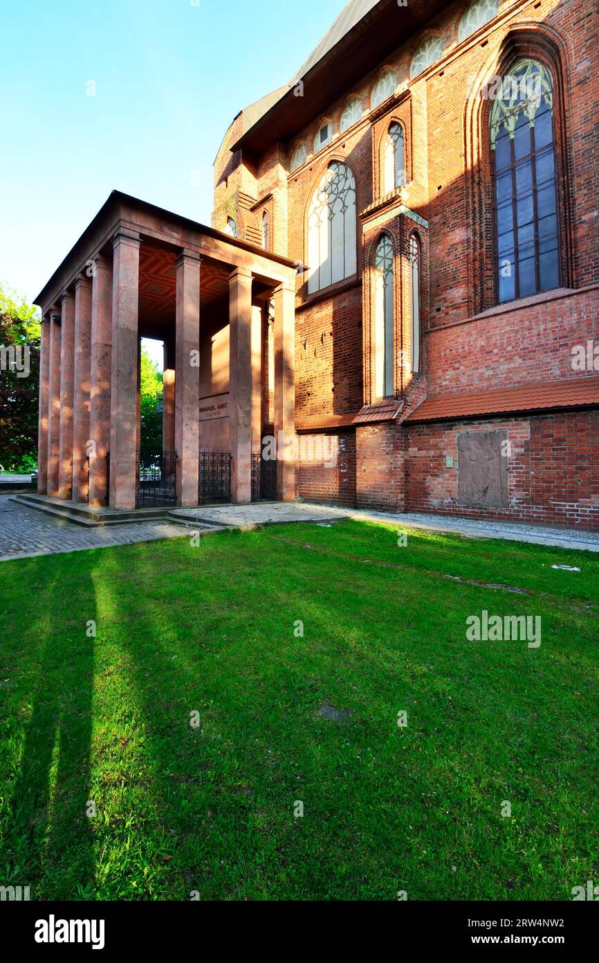 Tomb of the German philosopher Immanuel Kant near The Cathedral ...