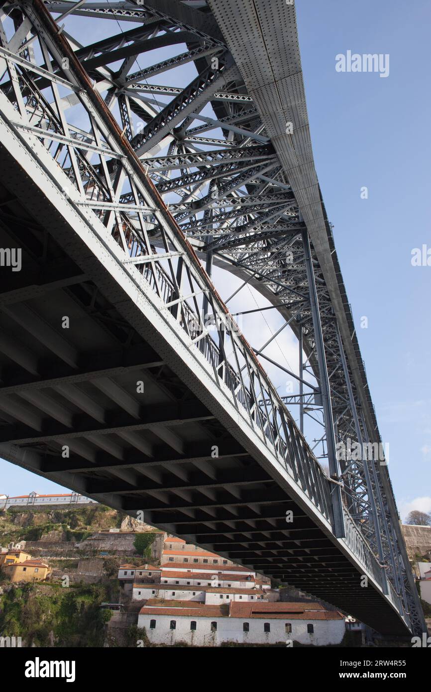 Arch and bridge architecture hi-res stock photography and images - Alamy