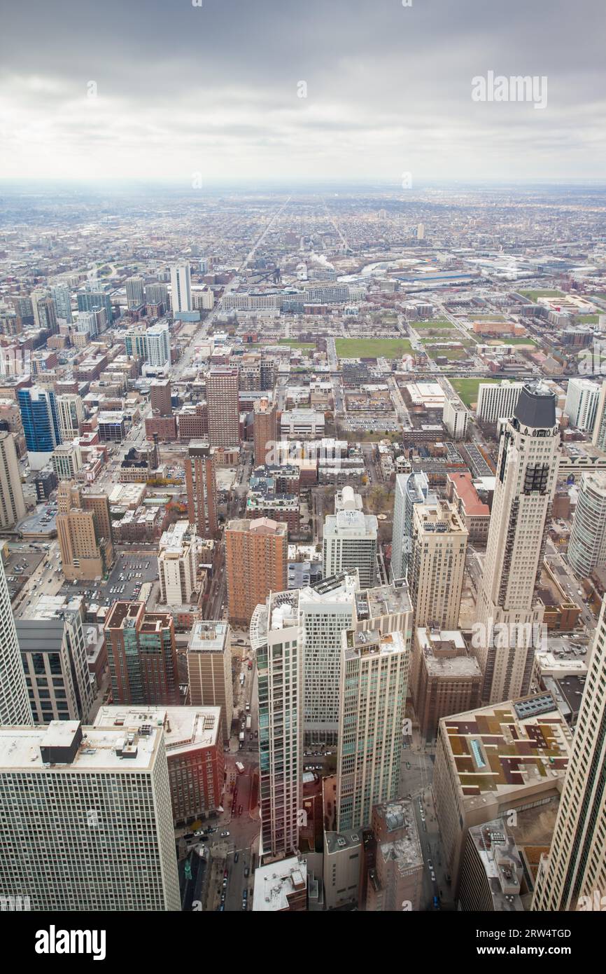 Chicago skyline on a stormy winter's day in Illinois, USA Stock Photo ...