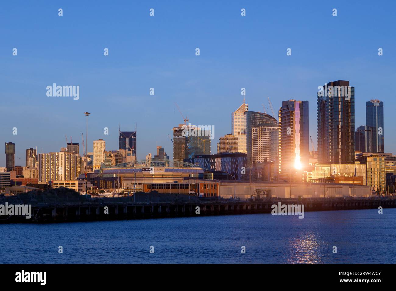 Bolte bridge melbourne skyline hi-res stock photography and images - Alamy
