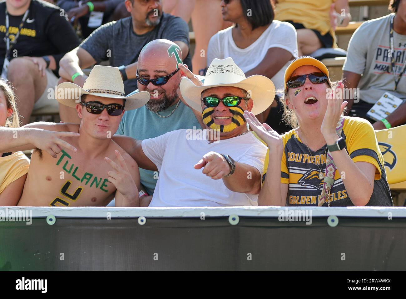 Tulane green wave football 2023 hi-res stock photography and images - Alamy