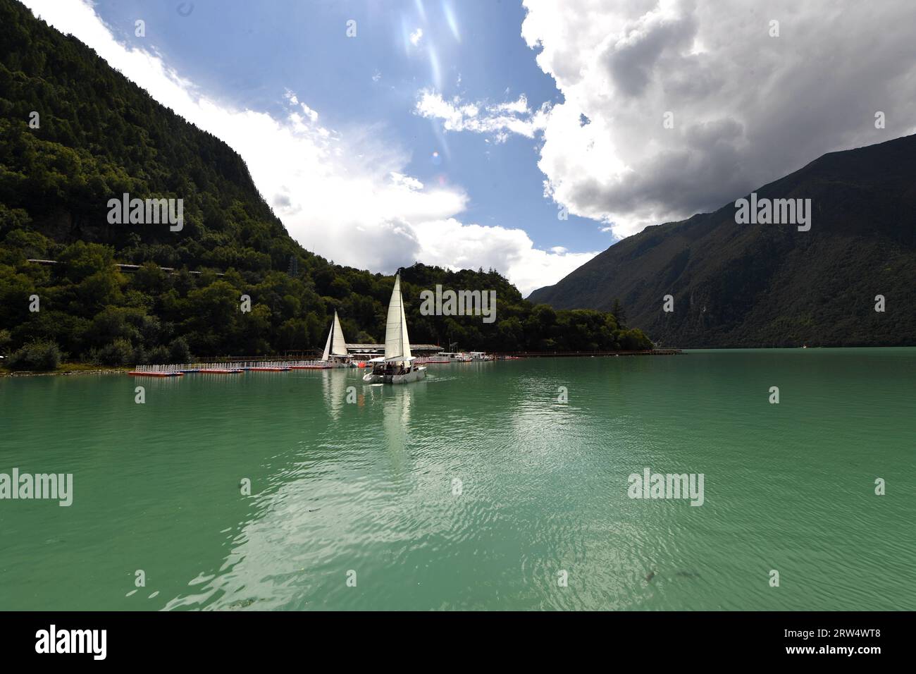 NYINGCHI, CHINA - SEPTEMBER 8, 2023 - Autumn view of Baksum Lake in ...