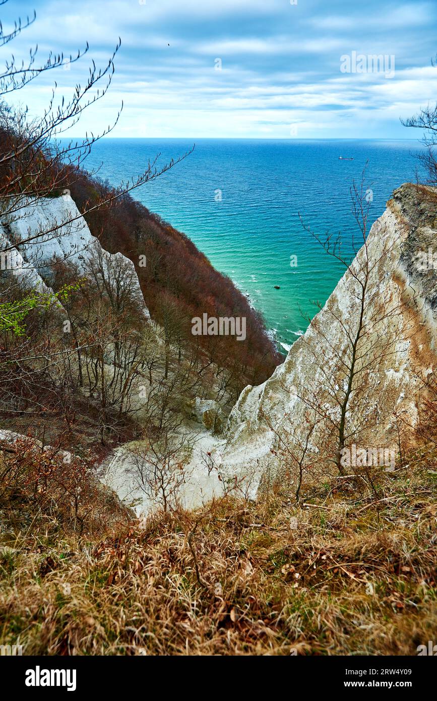 Descent of the famous sight of rugia koenigsstuhl Stock Photo - Alamy