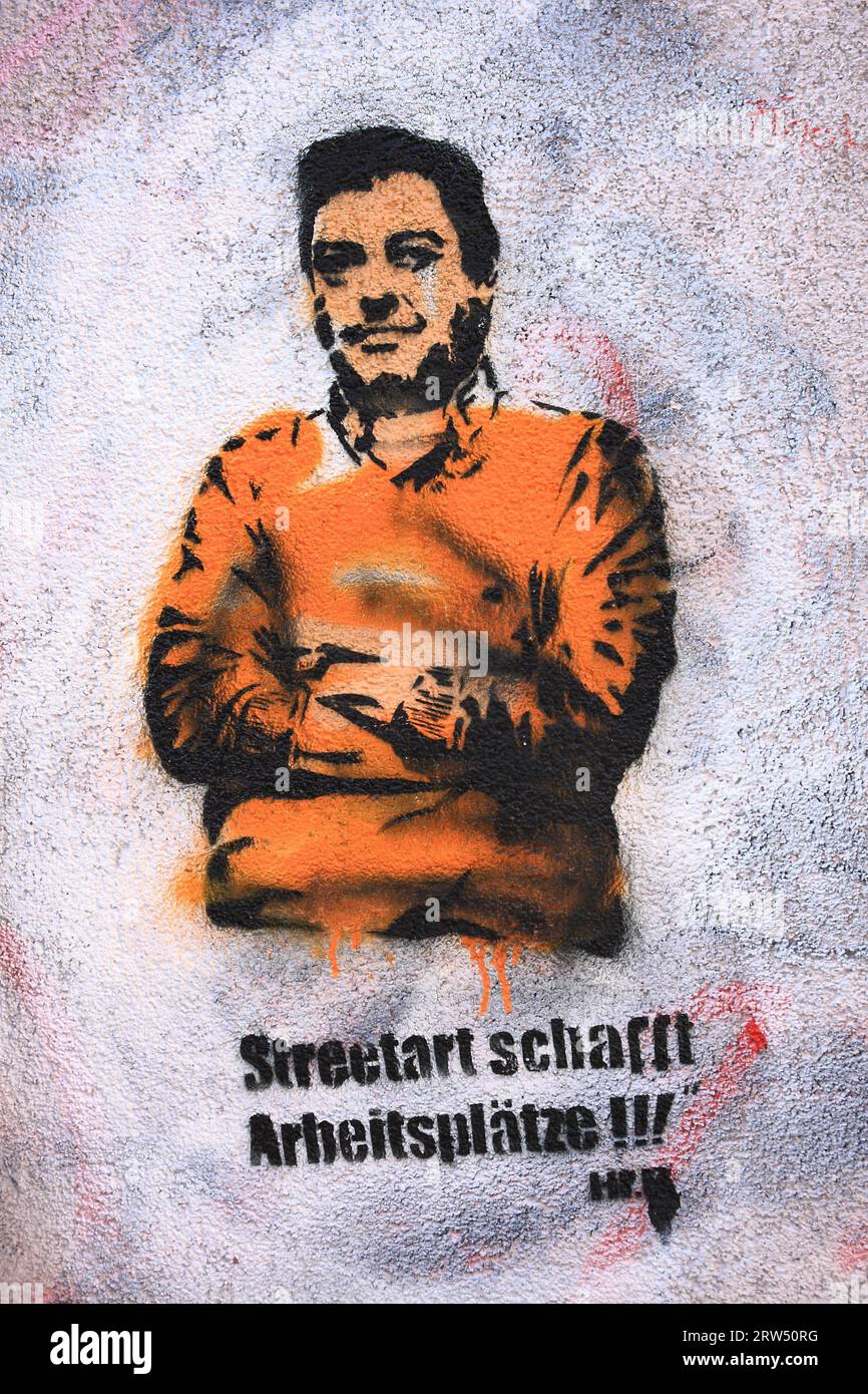 Graffiti statement hi-res stock photography and images - Alamy