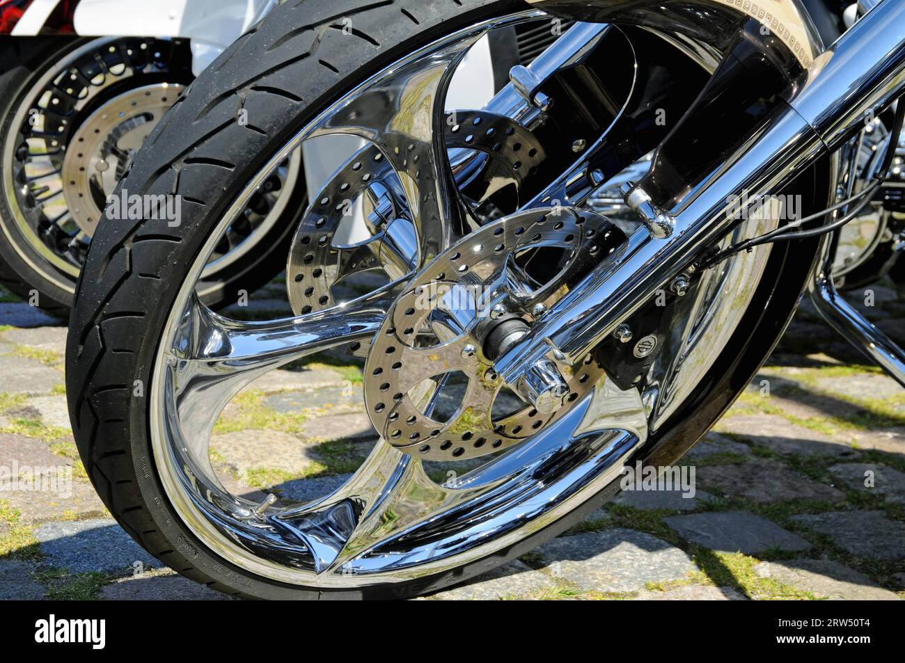 Reflective wheel hi-res stock photography and images - Alamy