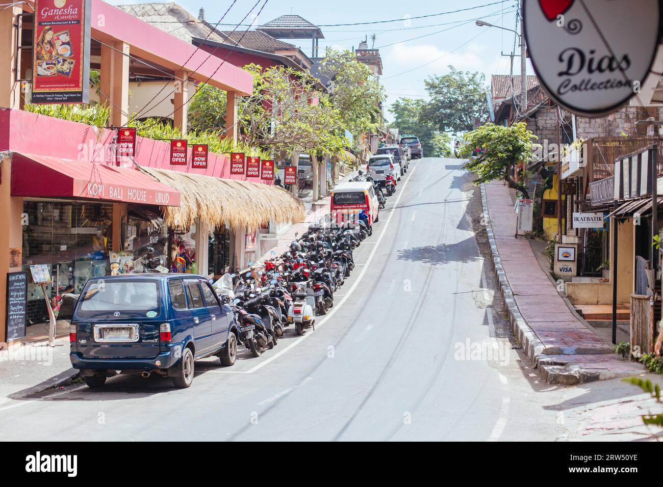 Ubud street scene hi-res stock photography and images - Alamy