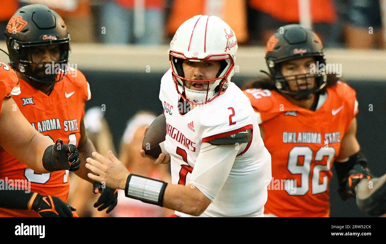 South Alabama quarterback Carter Bradley (2) runs the ball during the ...
