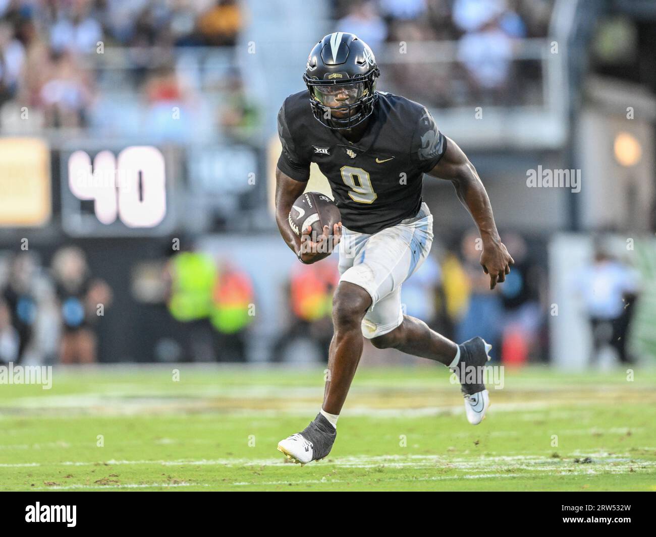 Orlando, FL, USA. 16th Sep, 2023. UCF quarterback Timmy McClain (9 ...