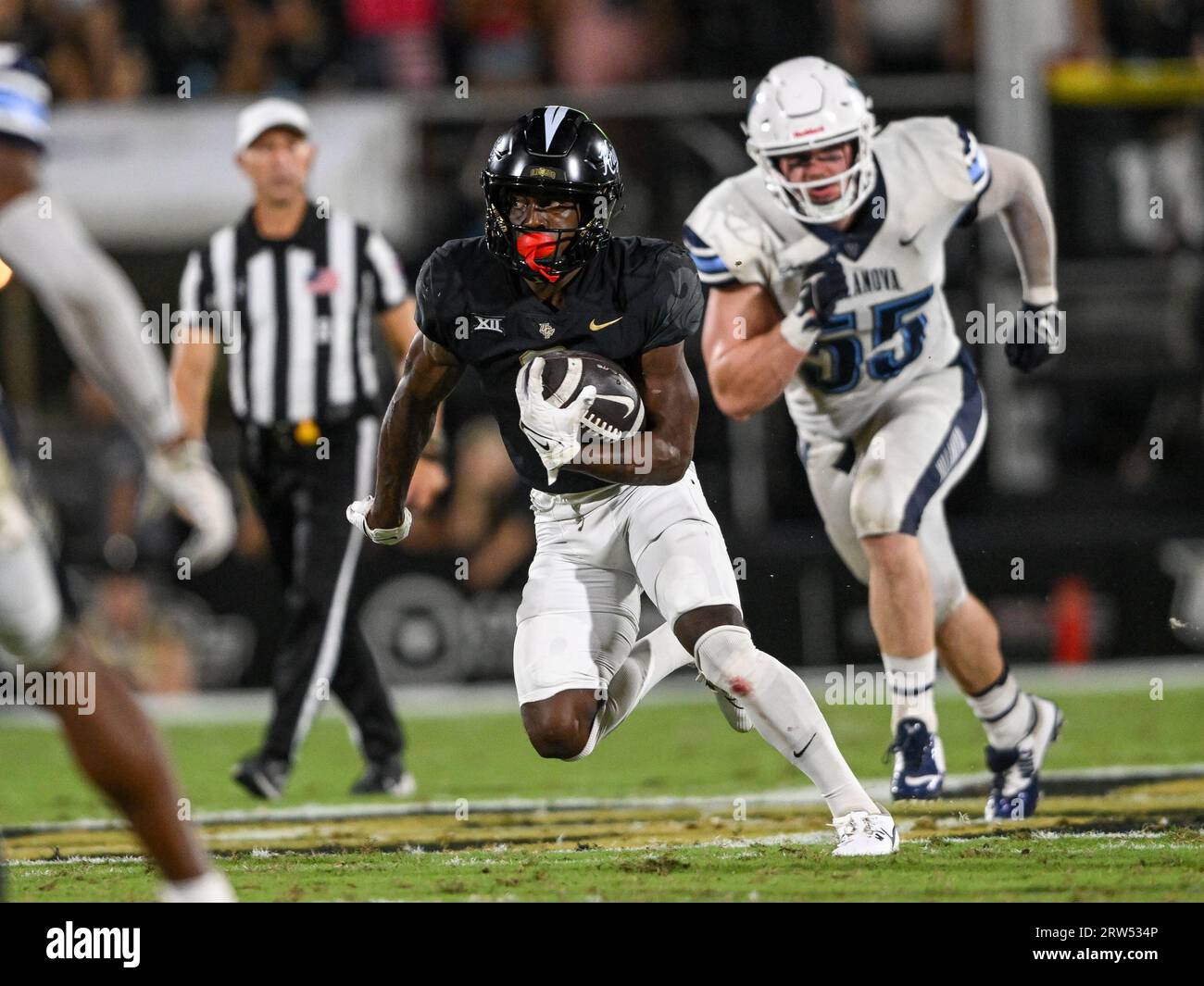 Johnny orlando 2023 hi-res stock photography and images - Alamy