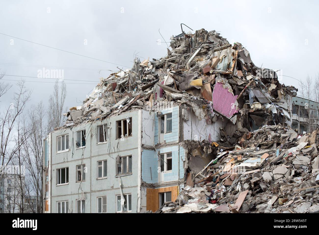 Partially destroyed building Stock Photo - Alamy