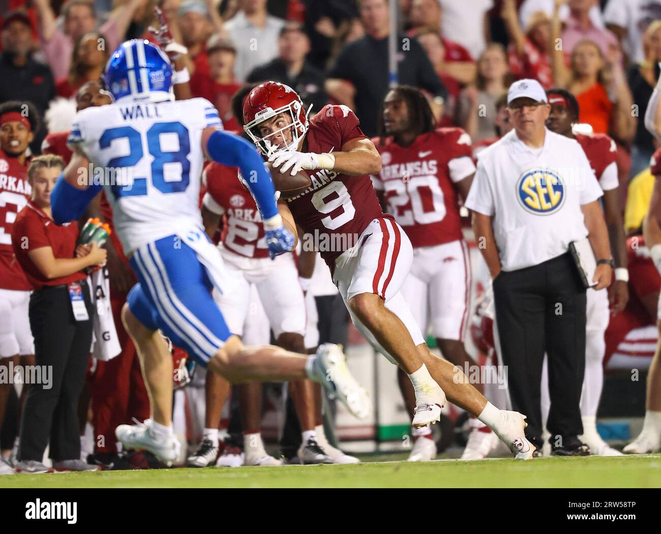 September 16, 2023: Razorback tight end Luke Hasz #9 makes a catch ...