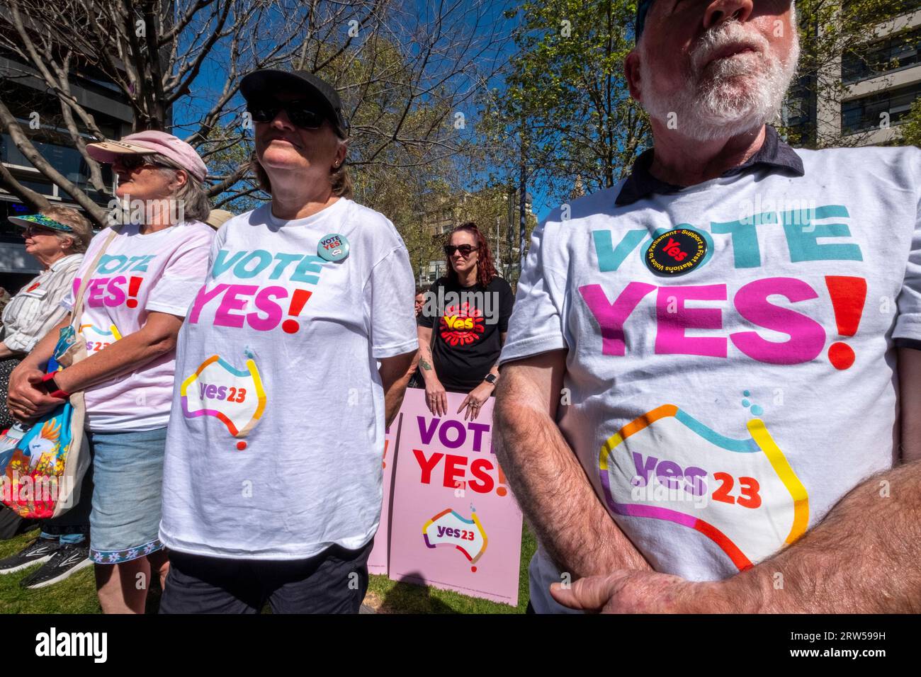 Demonstrators support the of Yes campaign in the Australian referendum ...