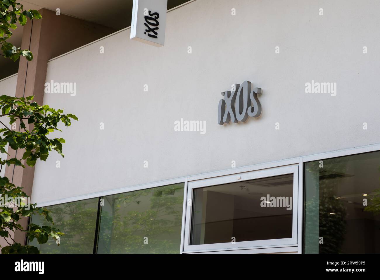 Billboard city name italy hi-res stock photography and images - Alamy