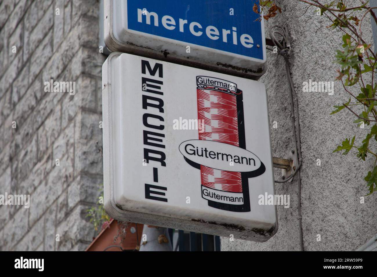 Bordeaux , France - 09 01 2023 : Gutermann haberdashery logo brand and ...