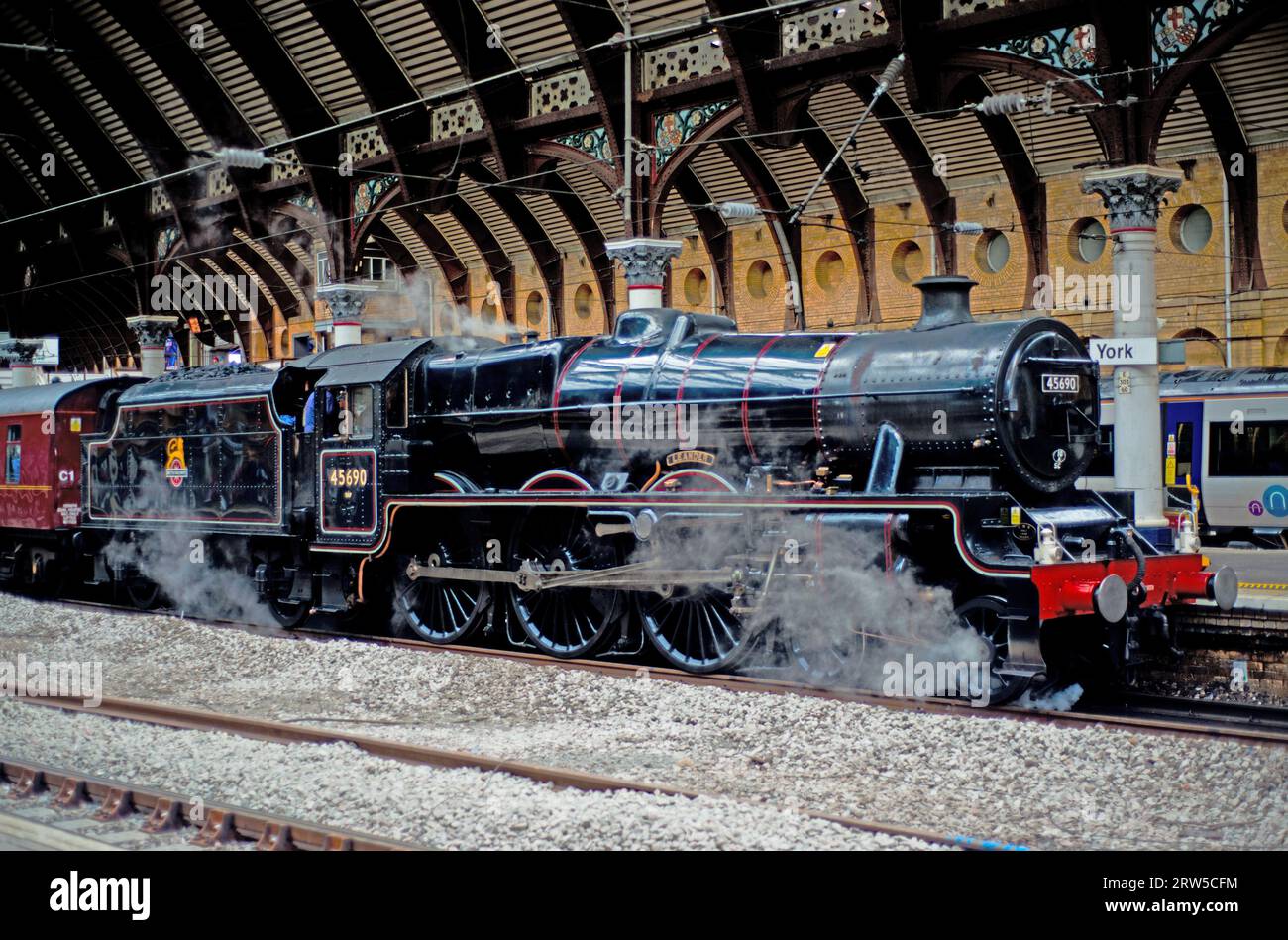 Jubilee Class No 45690 Leander steam Locomotive, York, Railway Station ...
