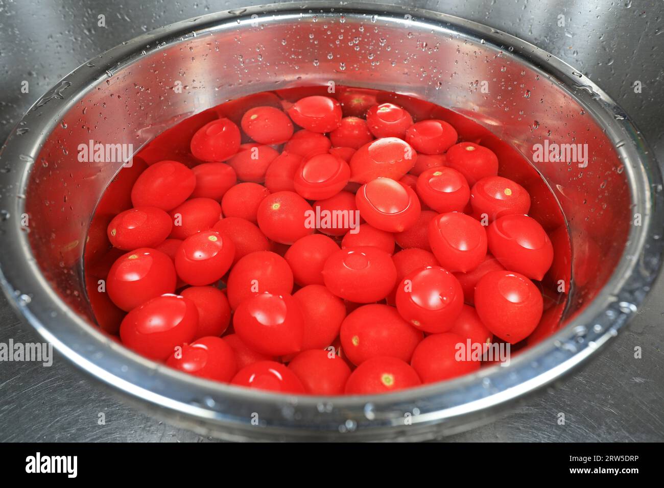Pollution free tomatoes hi-res stock photography and images - Alamy