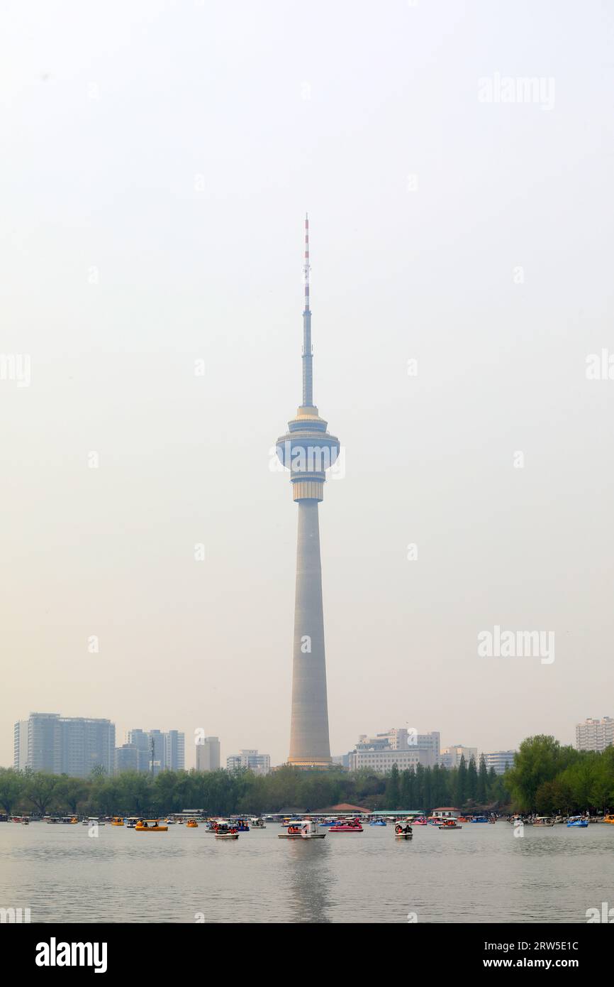 Yuyuantan park beijing park hi-res stock photography and images - Alamy