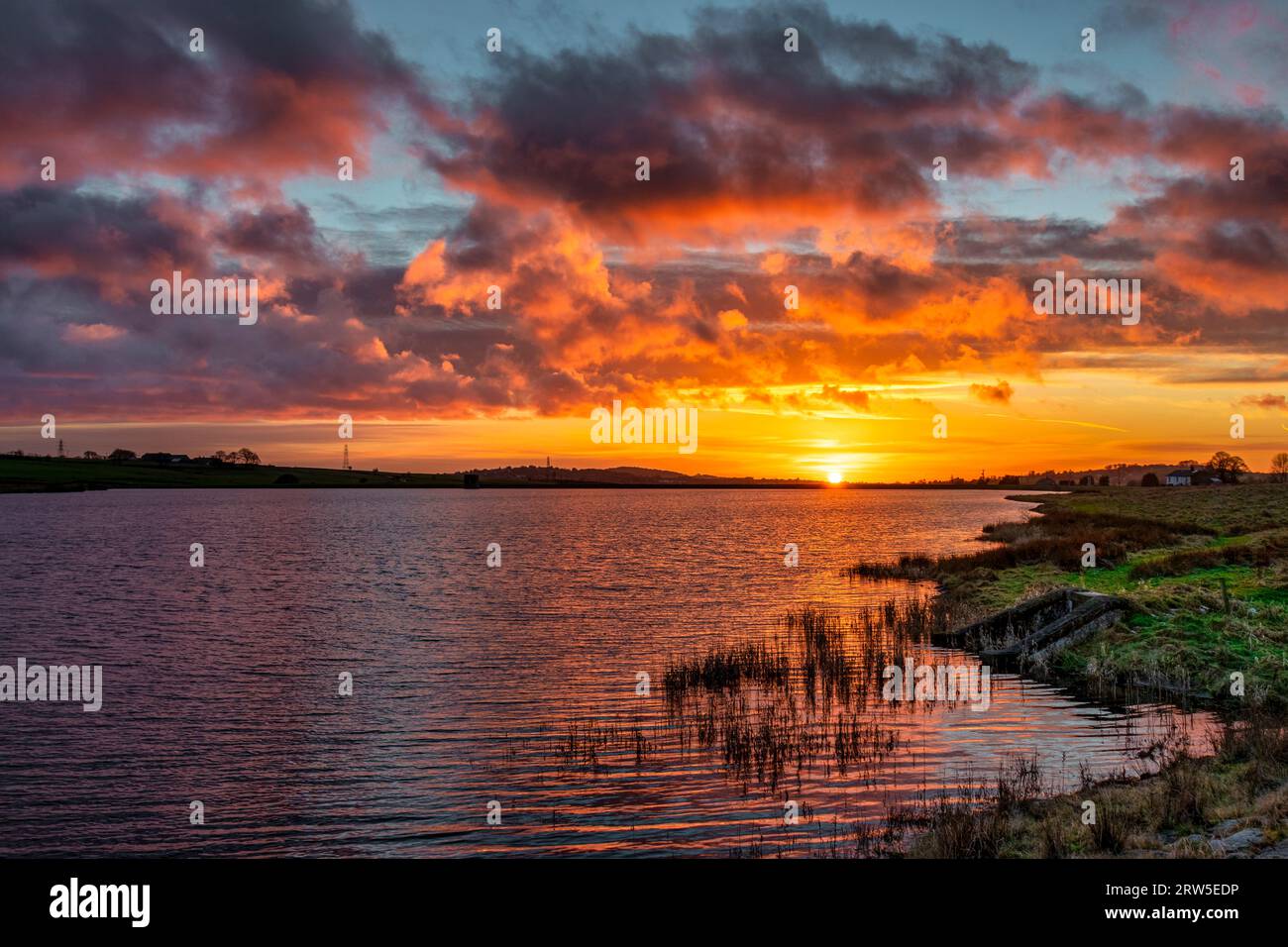 Sunset from Parsonage Reservoir, Blackburn, Lancashire Stock Photo - Alamy