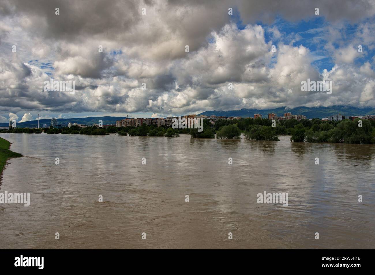 High and fast water of river Sava rising in Zagreb city Stock Photo - Alamy