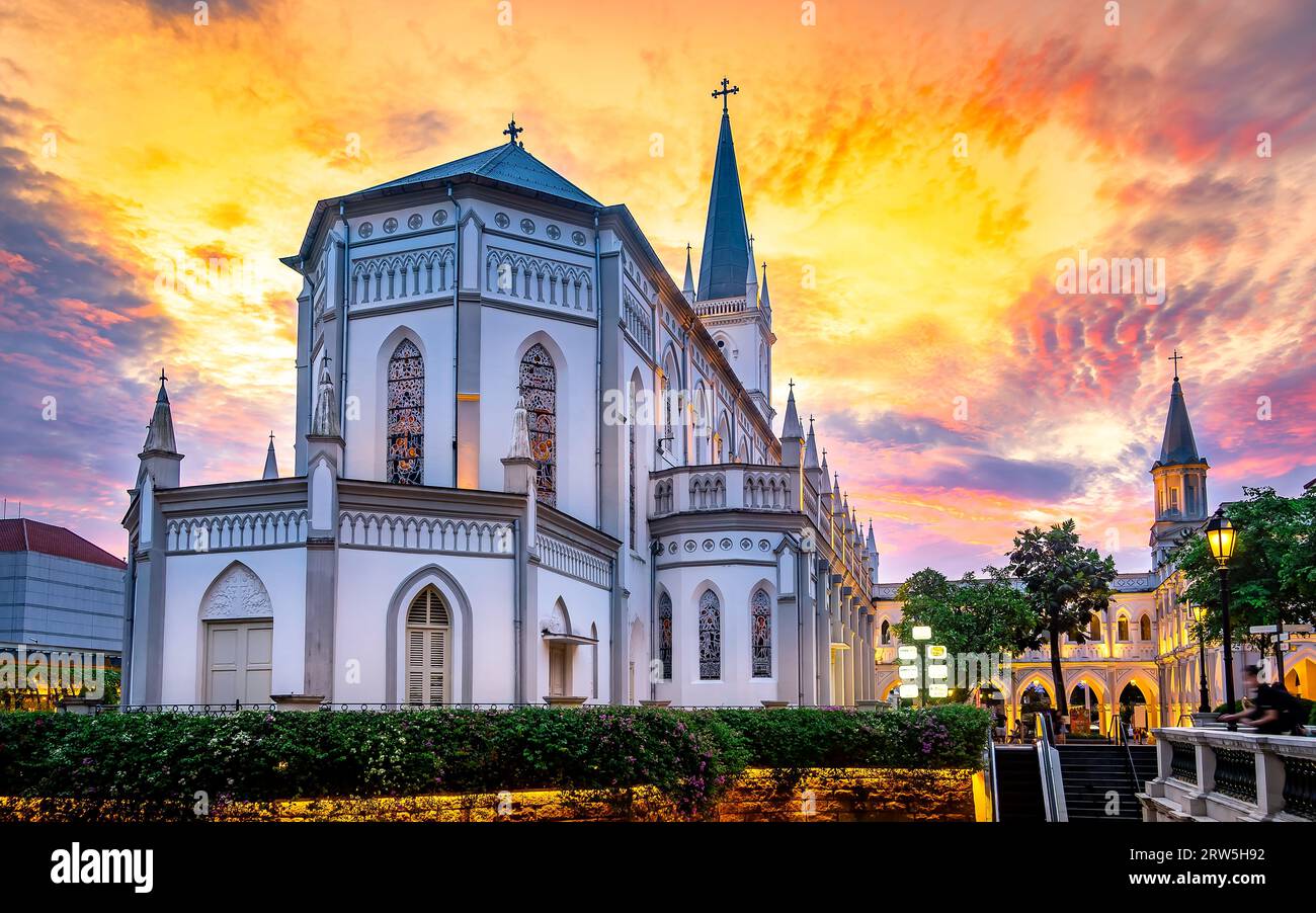 Sunset at CHIJMES, Colonial building of old catholic church in downtown ...