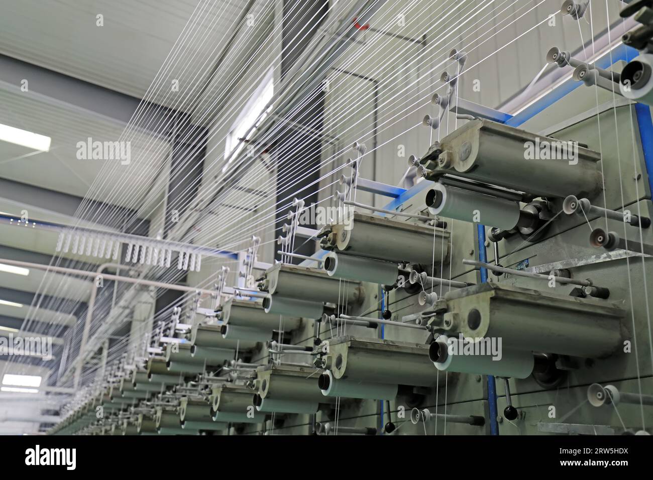 High speed rotating machinery and equipment in spinning production line ...