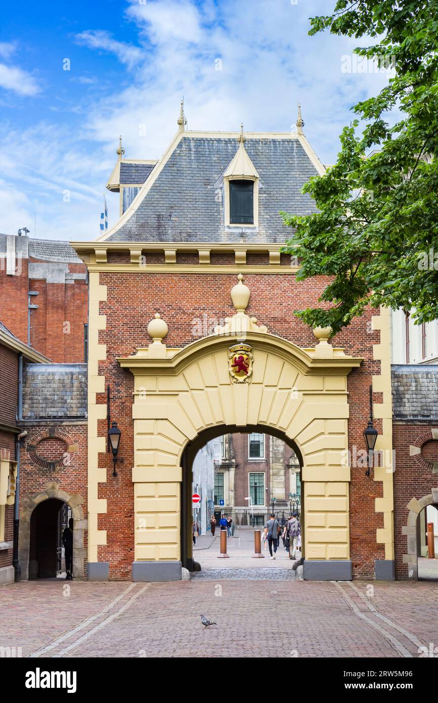 Entrance gate to the national parliament in Den Haag, Netherlands Stock ...