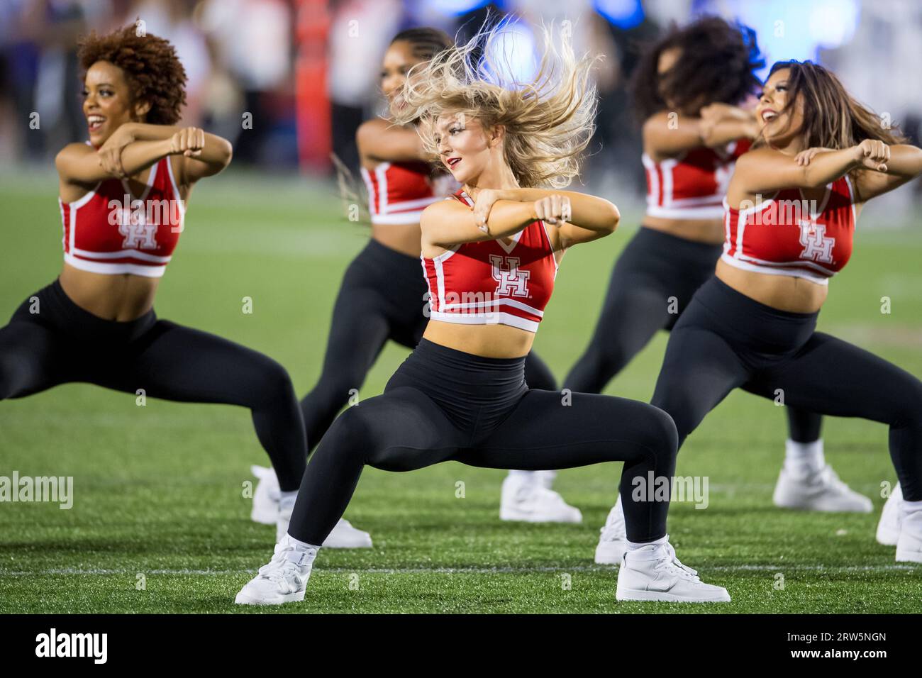 Houston, TX, USA. 16th Sep, 2023. The Cougar Dolls Dance Team performs ...