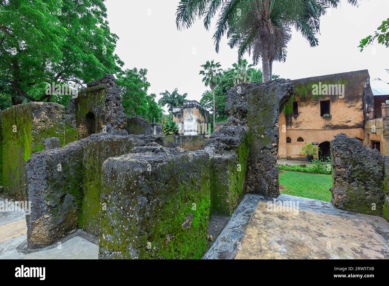 Zanzibar island culture hi-res stock photography and images - Alamy