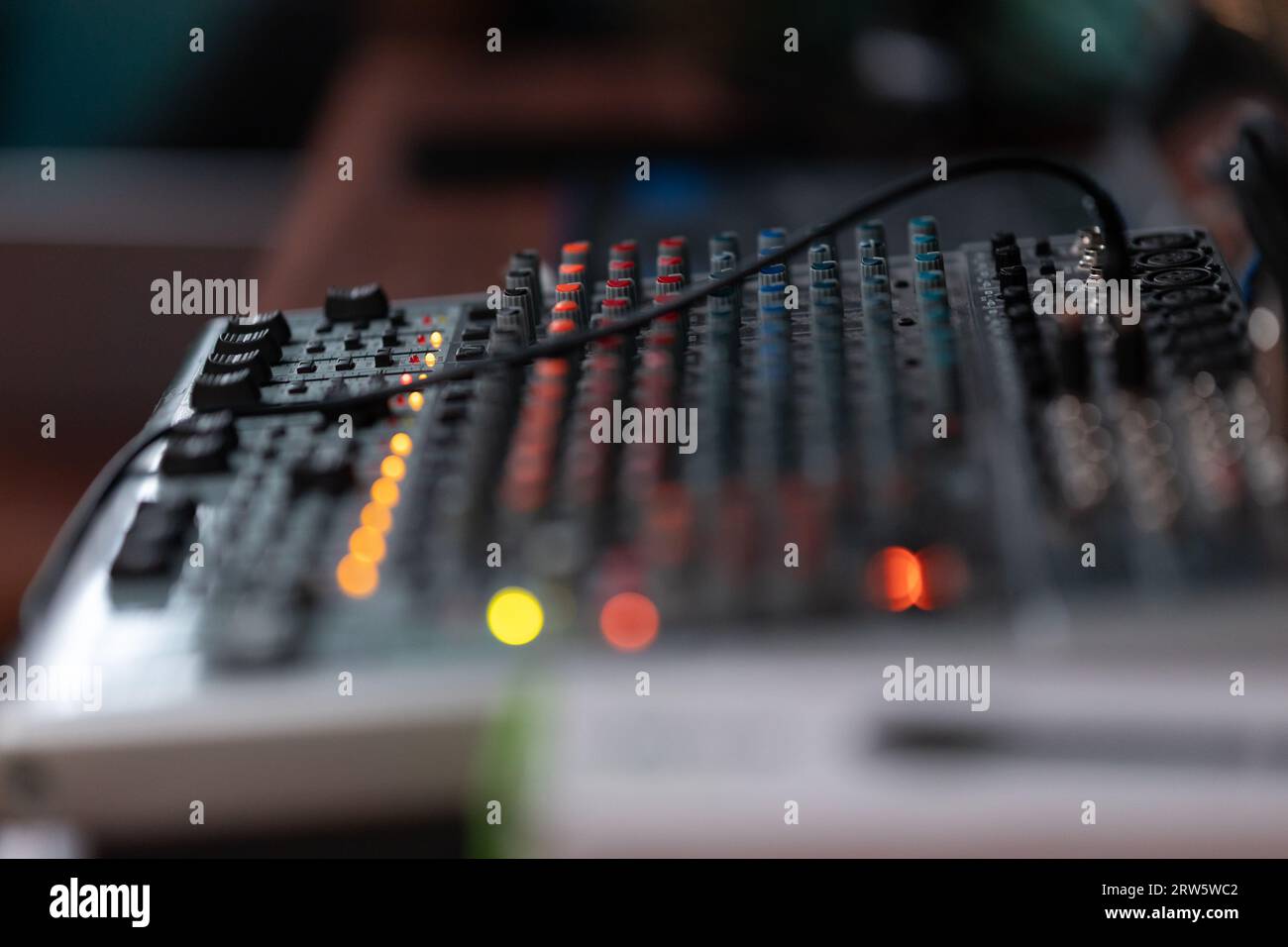 Engineer band hi-res stock photography and images - Alamy
