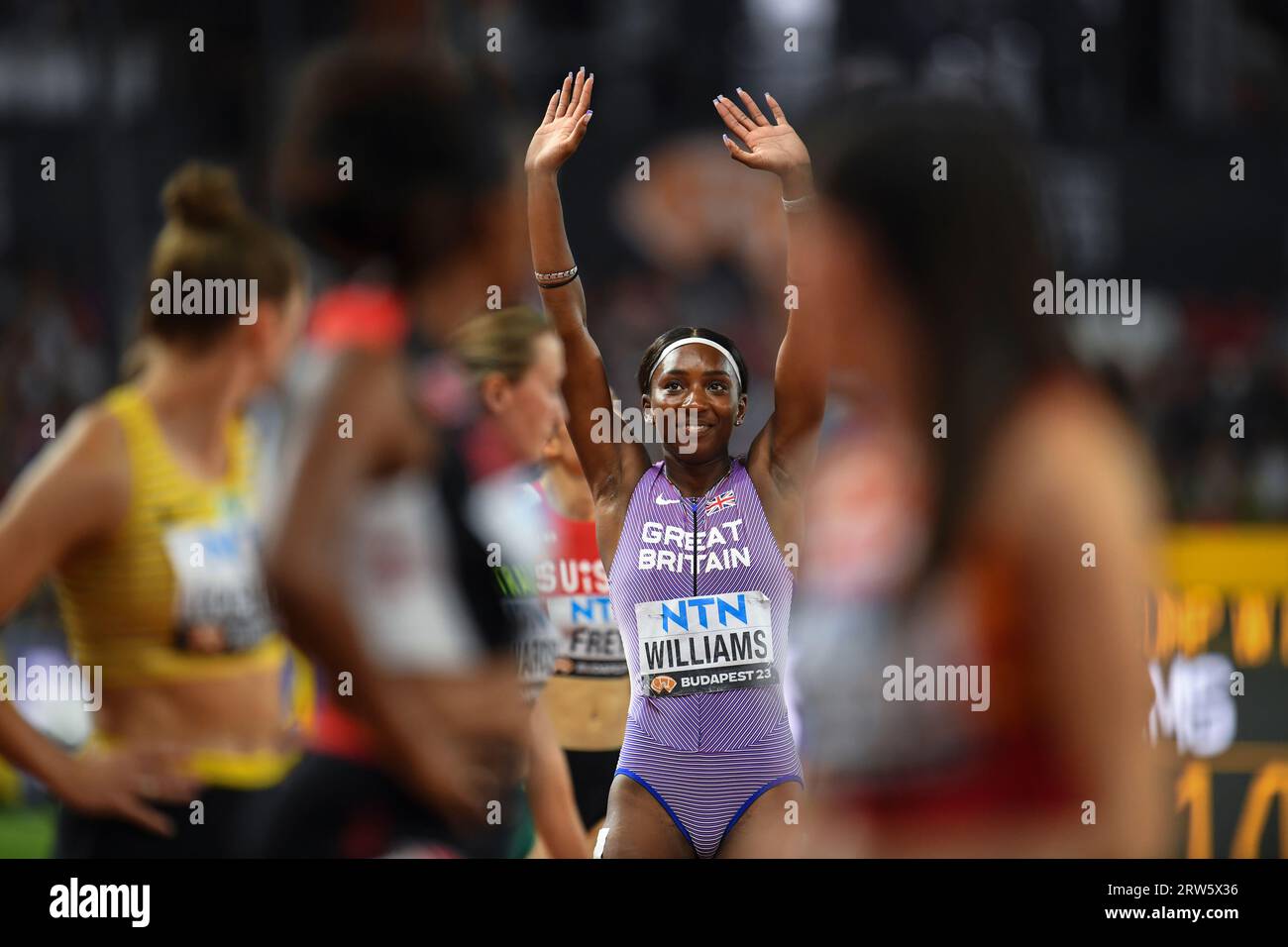 Bianca Williams of GB & NI competing in the women’s 4x100m heats on day ...