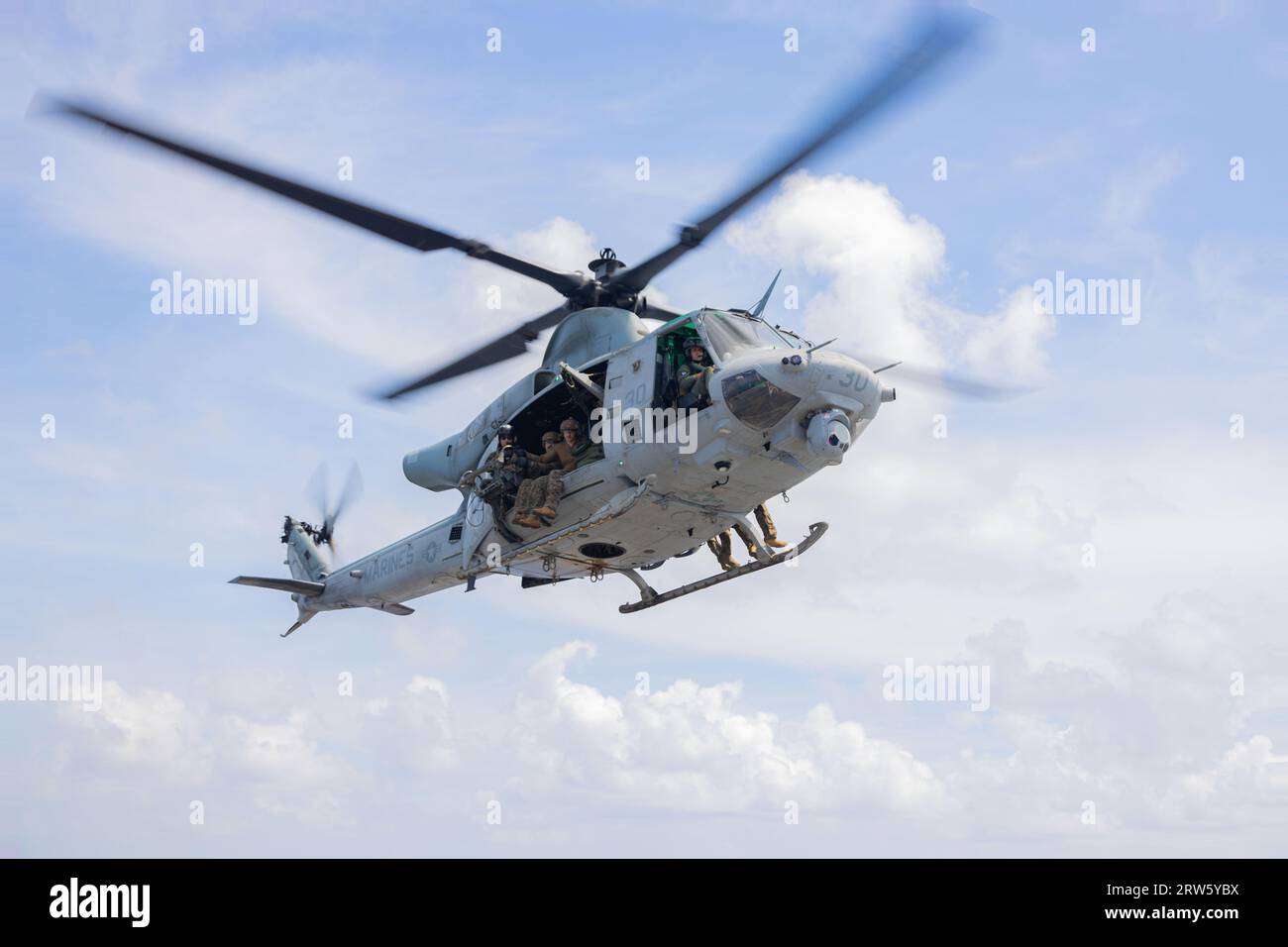 A U.S. Marine Corps UH-1Y Venom helicopter in the Pacific Ocean, Sept ...