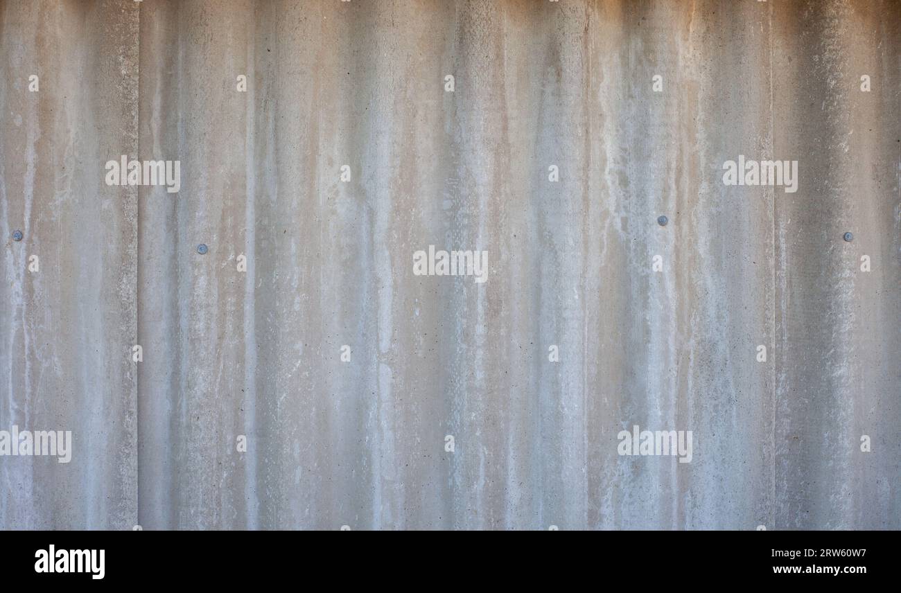 Wavy roof line hi-res stock photography and images - Alamy